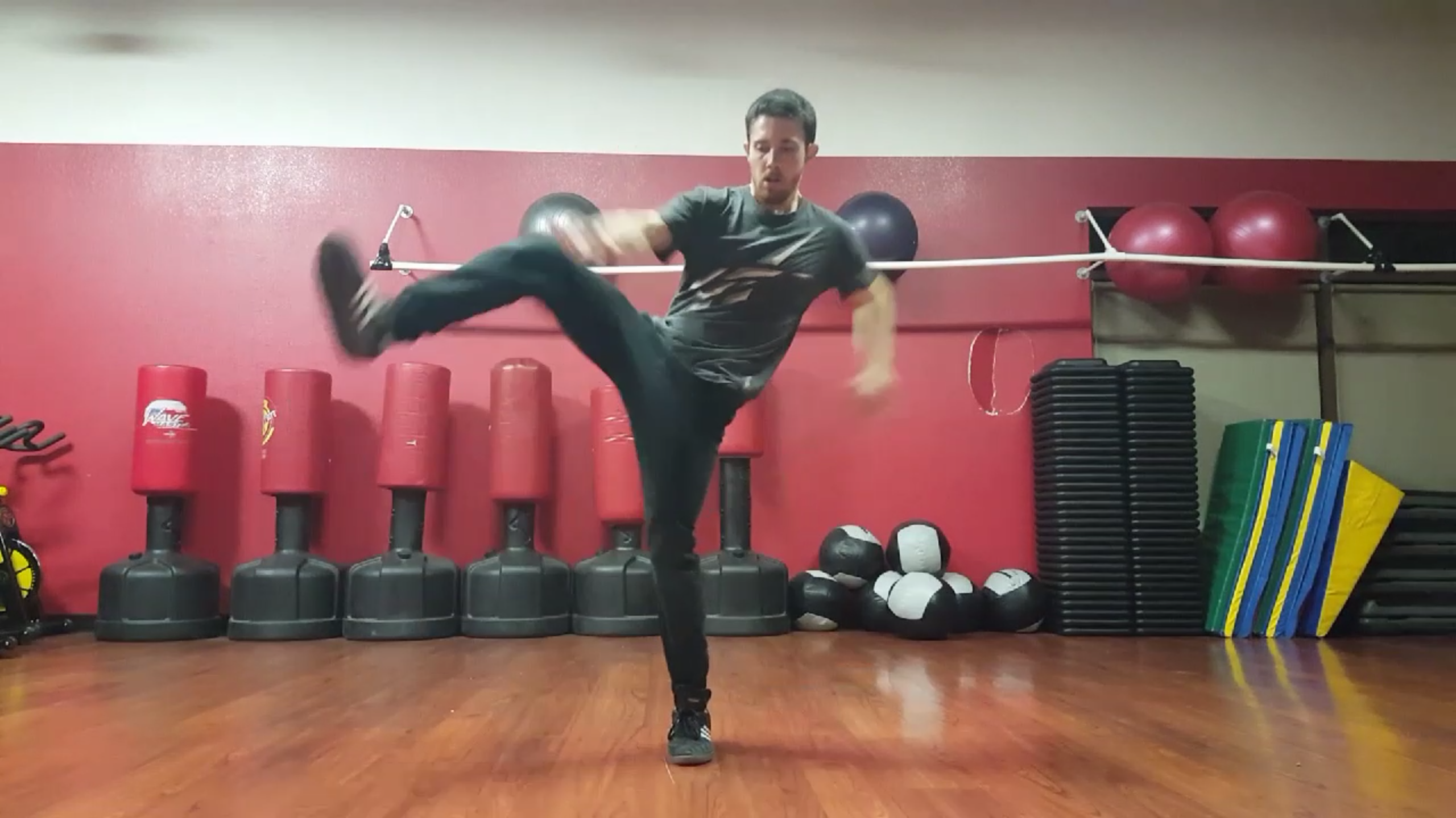 Wave Kicks (4 Variations) – Eximo